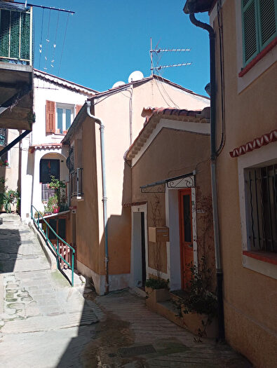 Maison 2 pièces à Berre-les-Alpes, à vendre