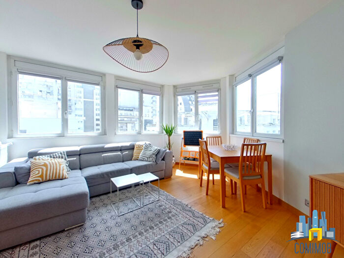 Courbevoie : Appartement 4 pièces à vendre