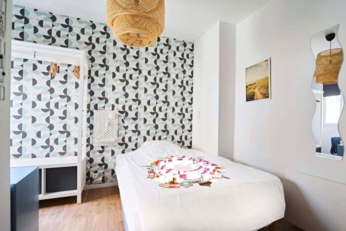 Appartement à louer - Centre Ville, Reims - 1 pièce