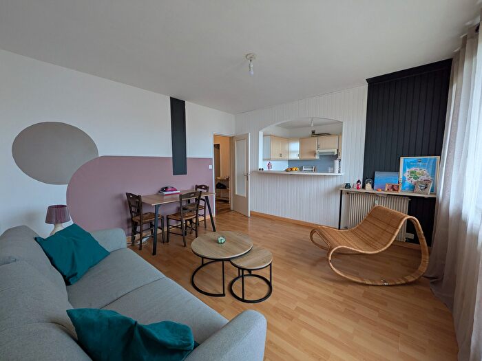 Appartement à vendre - Beaune, Centre-ville - 3 pièces - 2 chambres