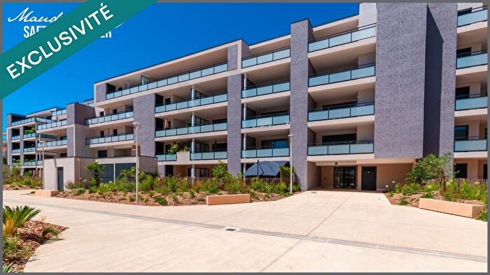 Appartement à vendre - Hyères, Pyanet - 3 pièces - 2 chambres