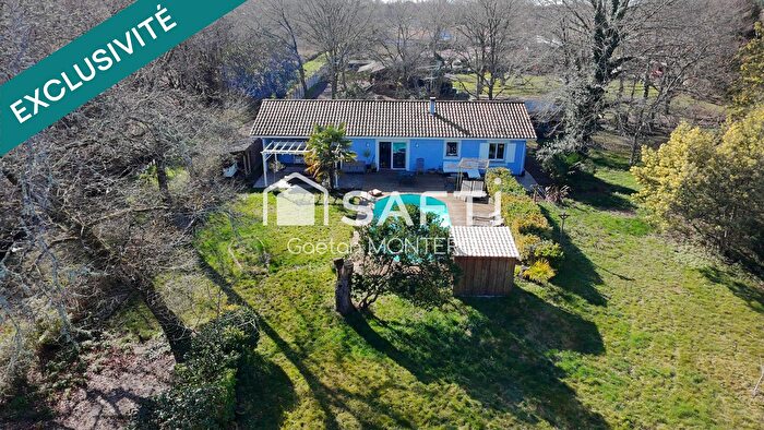 Maison à vendre - Lugos - 4 pièces - 3 chambres