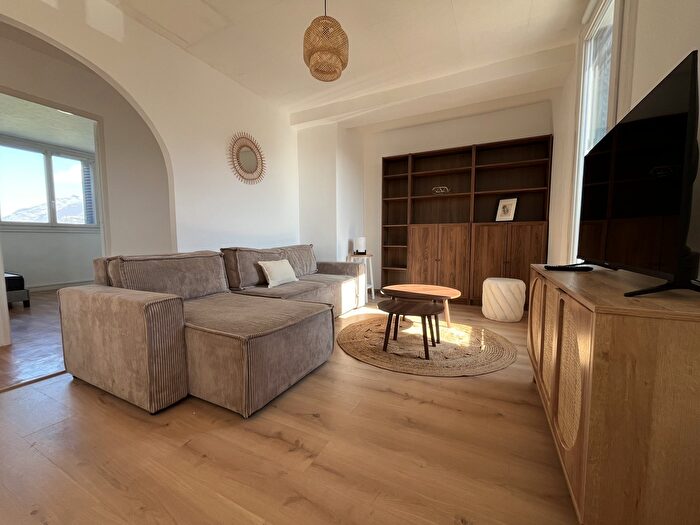 Appartement à louer - Saint-Martin-dHères, Teyssere - 4 pièces - 3 chambres