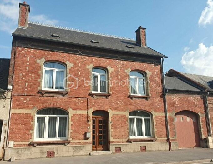 Maison 5 pièces à vendre à Origny-Sainte-Benoite