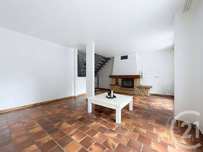 Maison 5 pièces à Torcy, à louer
