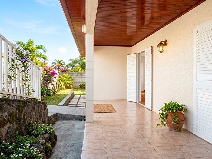 Maison 4 pièces à vendre à Saint-Paul, Plateau Caillou