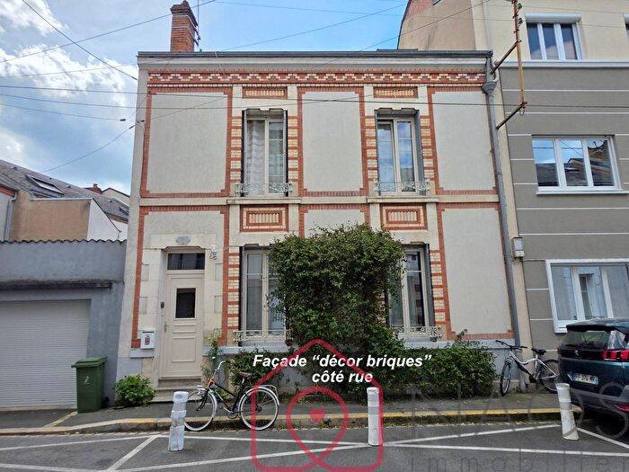 Maison à vendre - Orléans, Dunois, Châteaudun - 8 pièces - 5 chambres