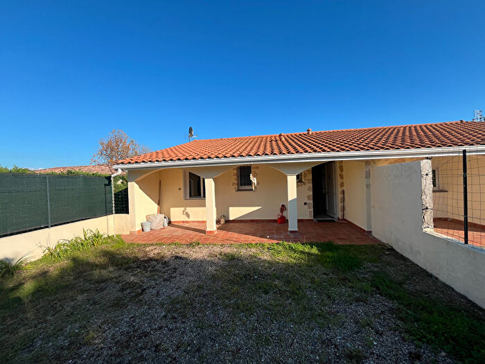 Maison à vendre - Mouliets-et-Villemartin - 3 pièces - 2 chambres