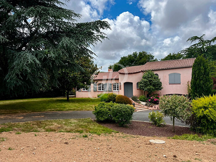 Coëx : Maison 8 pièces à vendre