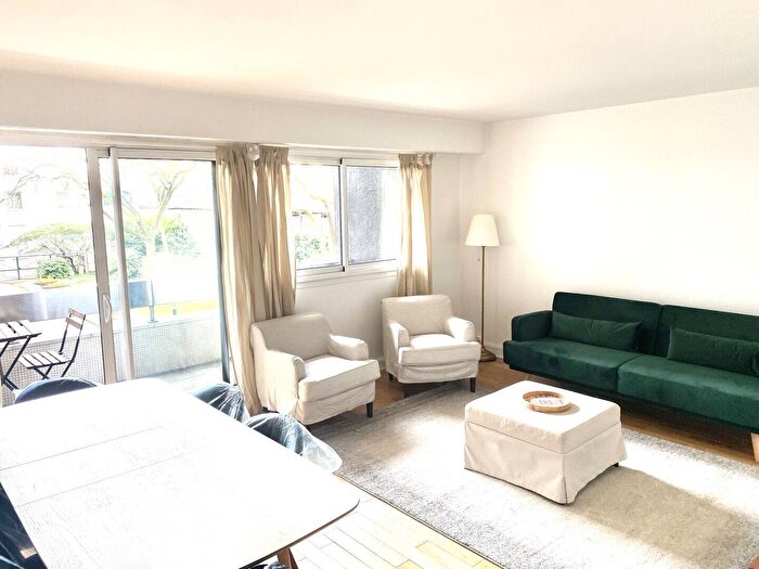 Appartement 4 pièces à louer à Auteuil Sud, Paris 16ème arrondissement