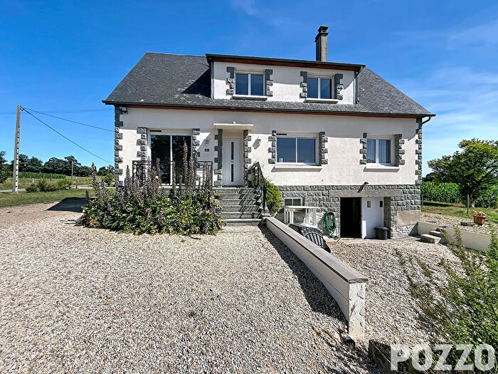 Barenton : Maison 8 pièces à vendre