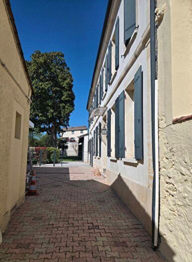 Maison à louer - Loustalot, Gradignan - 6 pièces - 5 chambres