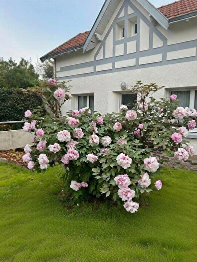Maison 6 pièces à Houssais, Rezé, à louer