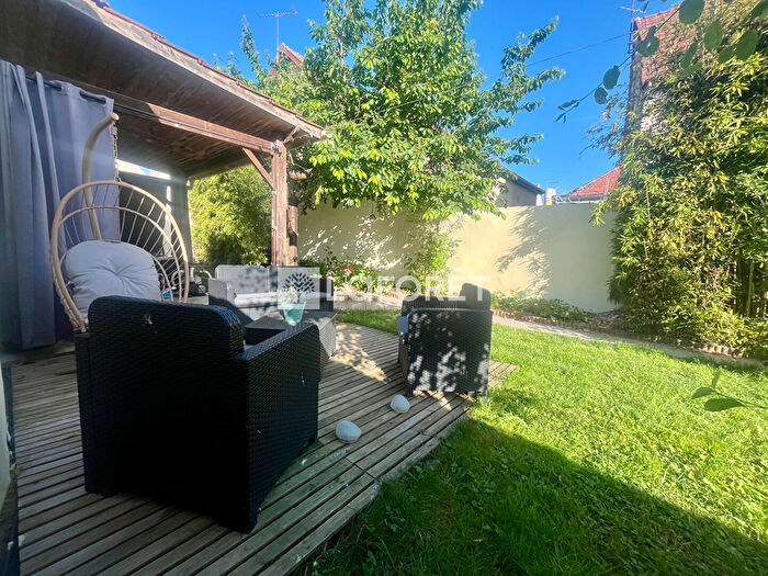 Maison 7 pièces à vendre à Le Mesnil-Aubry