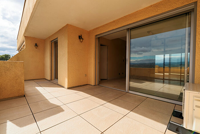Carcassonne, Domairon, Grazailles, Albignac, Fleming : Appartement 2 pièces à louer