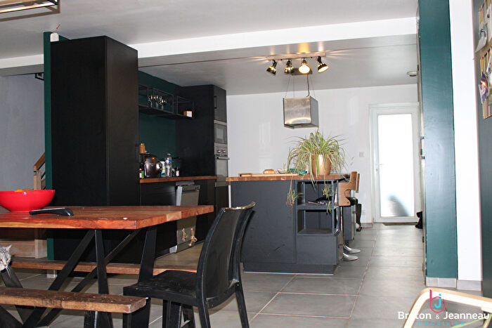 Maison à vendre - Vautorte - 8 pièces - 4 chambres