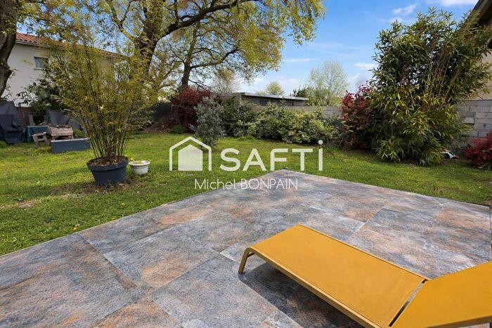 Maison à vendre - Parempuyre - 5 pièces - 3 chambres