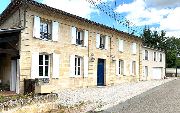 Maison à vendre - Vignonet - 7 pièces - 4 chambres