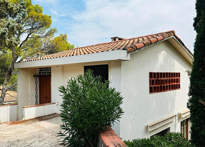 Les Angles : Maison 4 pièces à louer