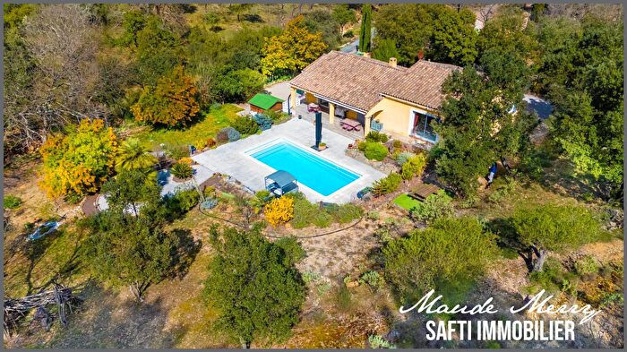 Maison à vendre - Le Cannet-des-Maures - 6 pièces - 4 chambres