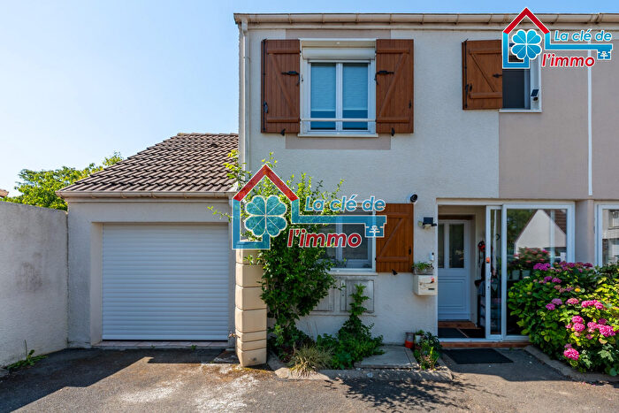Maison 4 pièces à vendre à Moissy-Cramayel, Les Grès