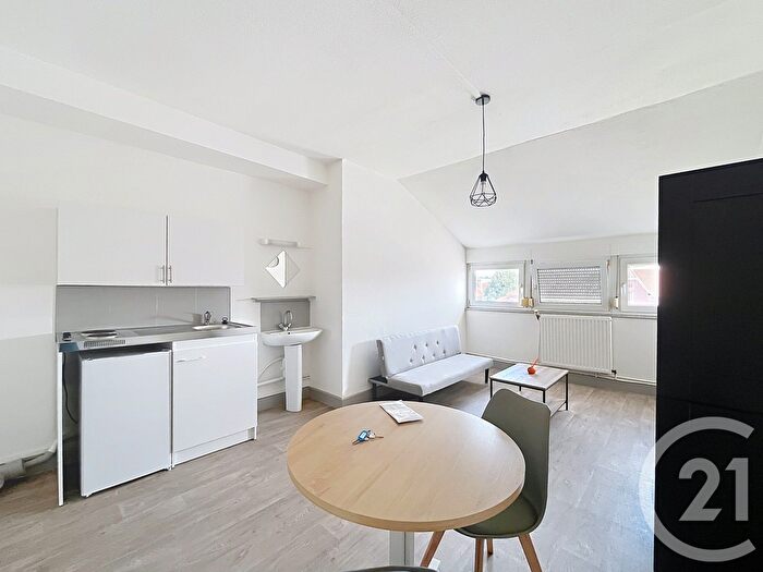 Maisons à vendre et appartements à louer - 3
