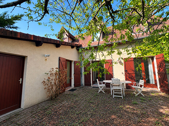 Maison 4 pièces à vendre - Moulins, Gare, Champins