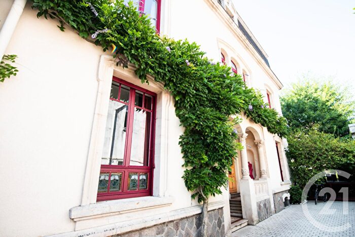 Remiremont - Maison 11 pièces à vendre