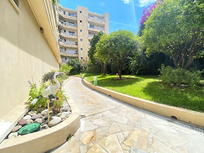 Appartement à Nice, Baumettes, à louer
