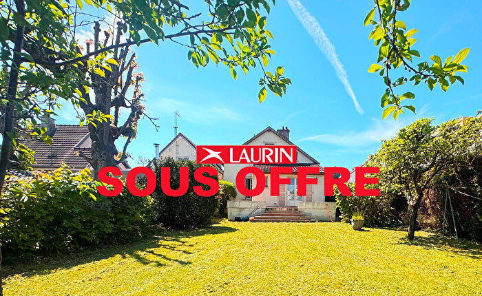 Maison à vendre - Dijon, Montchapet - 8 pièces - 4 chambres