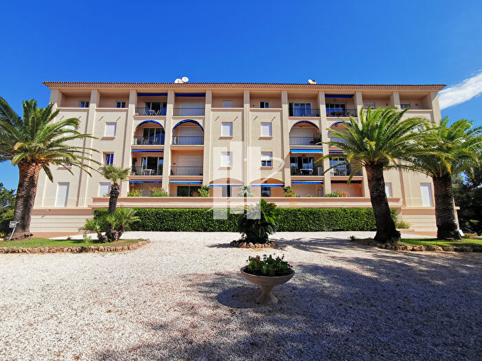 Appartement 4 pièces à vendre à Saint-Raphaël, Santa-Lucia