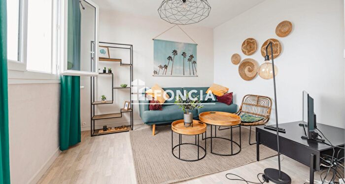 Appartement à vendre - Saint-Jacques-de-la-Lande - 4 pièces - 3 chambres