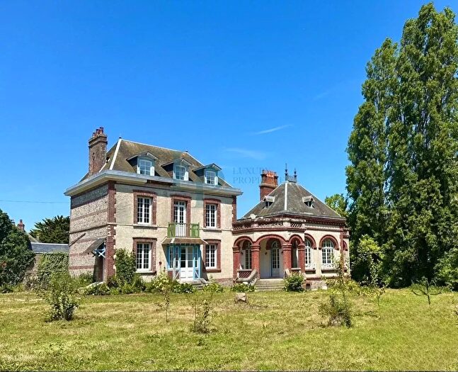 Maison à vendre - Saint-Valery-en-Caux - 15 pièces - 10 chambres