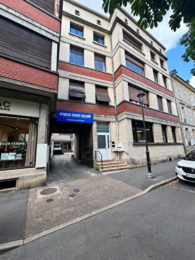 Charleville-Mézières, Gare : Appartement 5 pièces à vendre