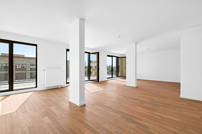 Neuilly-sur-Seine, Parc de Neuilly : Appartement 5 pièces à louer