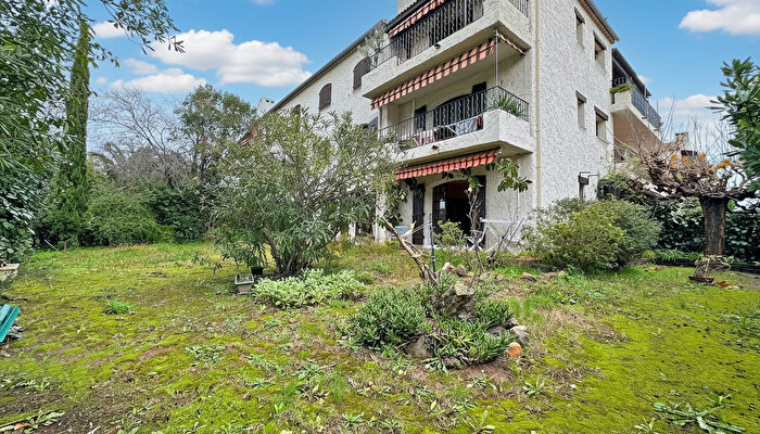 Appartement à vendre - Hyères, Gare, Godillot - 4 pièces - 3 chambres