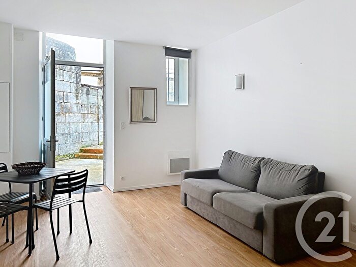 Angoulême, Le Vieil Angoulême - Appartement 1 pièce à louer