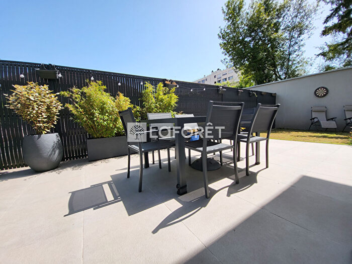 Rueil-Malmaison, Plaine Gare : Appartement 5 pièces à vendre