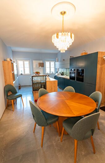 Appartement à louer - Toulon, Centre-ville - 4 pièces