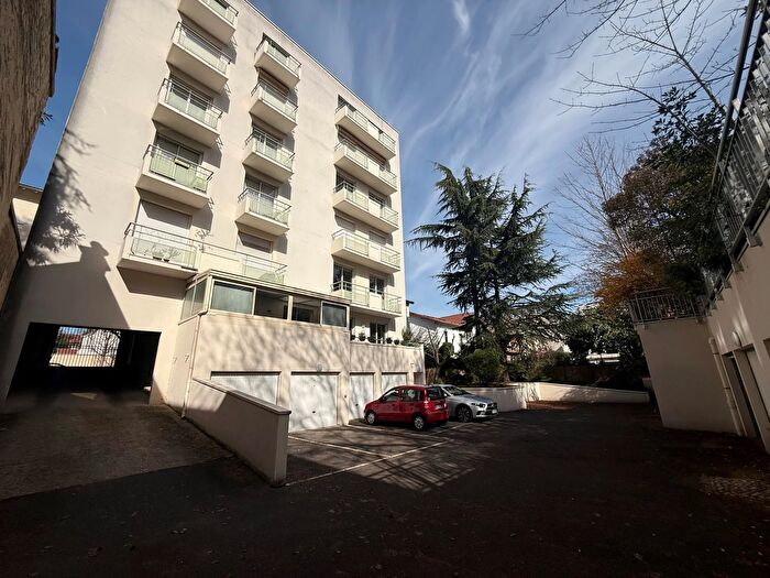 Appartement à vendre - Clamart, Gare - 3 pièces - 2 chambres
