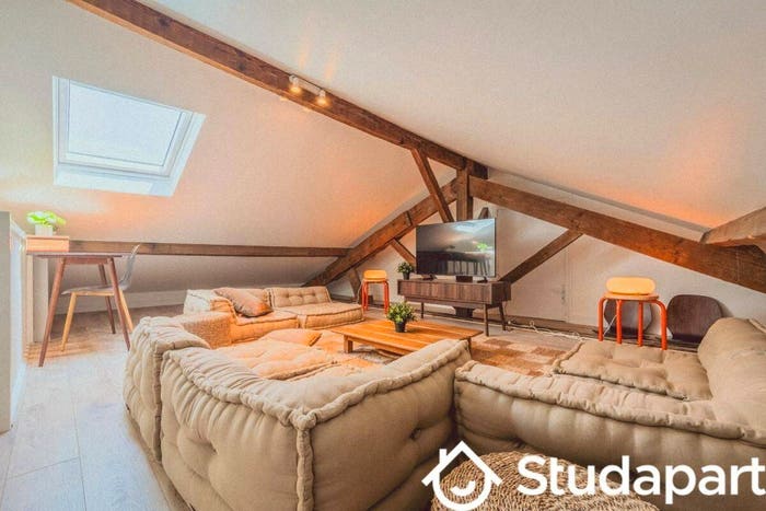 Appartement 1 pièce à louer - Buttes Chaumont, Paris 19ème arrondissement