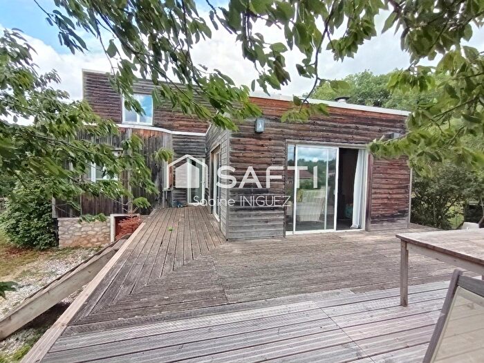 Castres, Quartier Périphérique Nord et Est : Maison 5 pièces à vendre
