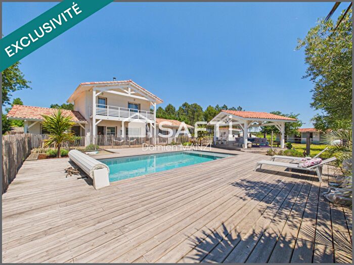 Salles : Maison 5 pièces à vendre