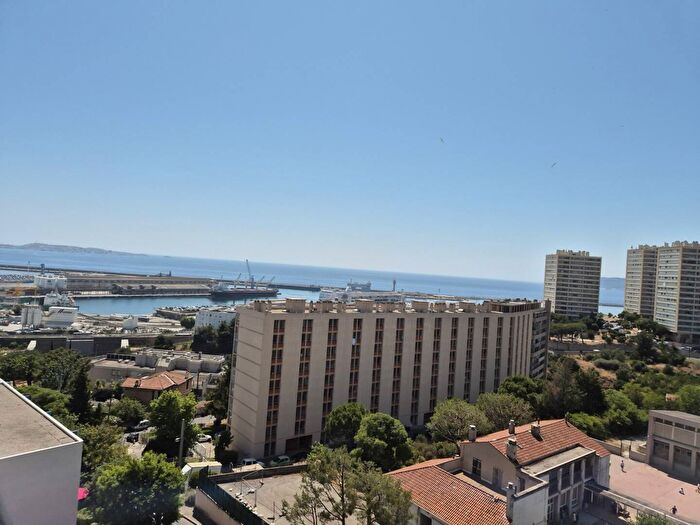 Appartement à louer - La Calade, Marseille ème arrondissement - 3 pièces - 2 chambres