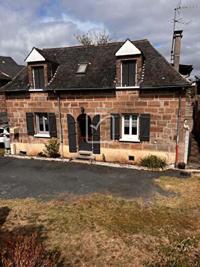 Vars-sur-Roseix - Maison 3 pièces à vendre