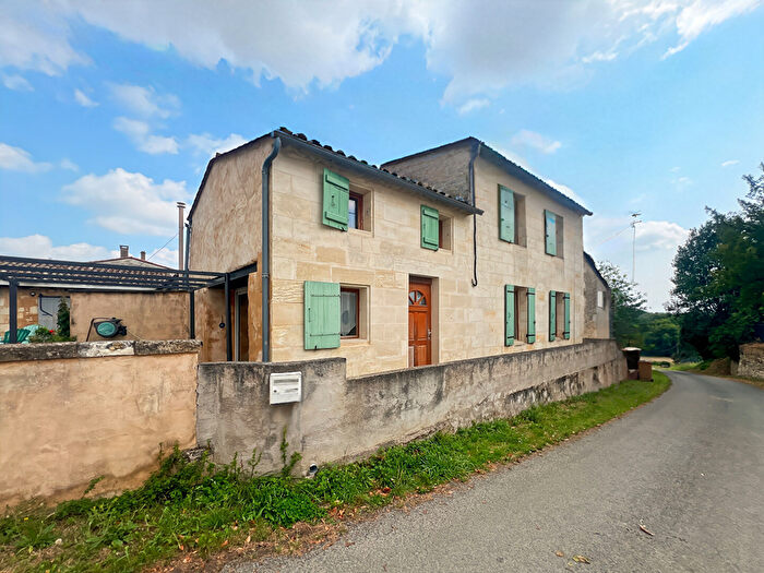 Maison à vendre - Lugon-et-lîle-du-Carnay - 5 pièces - 3 chambres