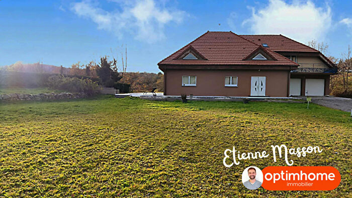 Maison à vendre - Le Thillot - 8 pièces - 6 chambres