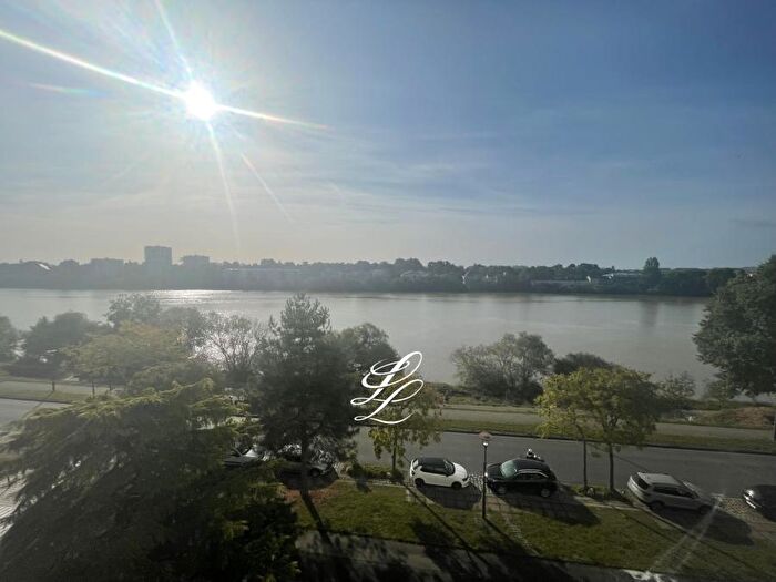 Appartement à louer - Nantes, Ile de Nantes - 5 pièces - 3 chambres