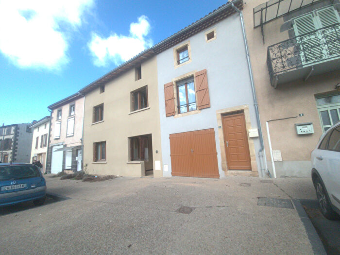Maison à vendre - Chauriat - 5 pièces - 3 chambres