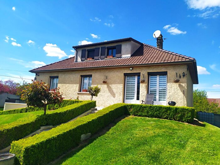 Maison 6 pièces à Tremblay-les-Villages, à vendre